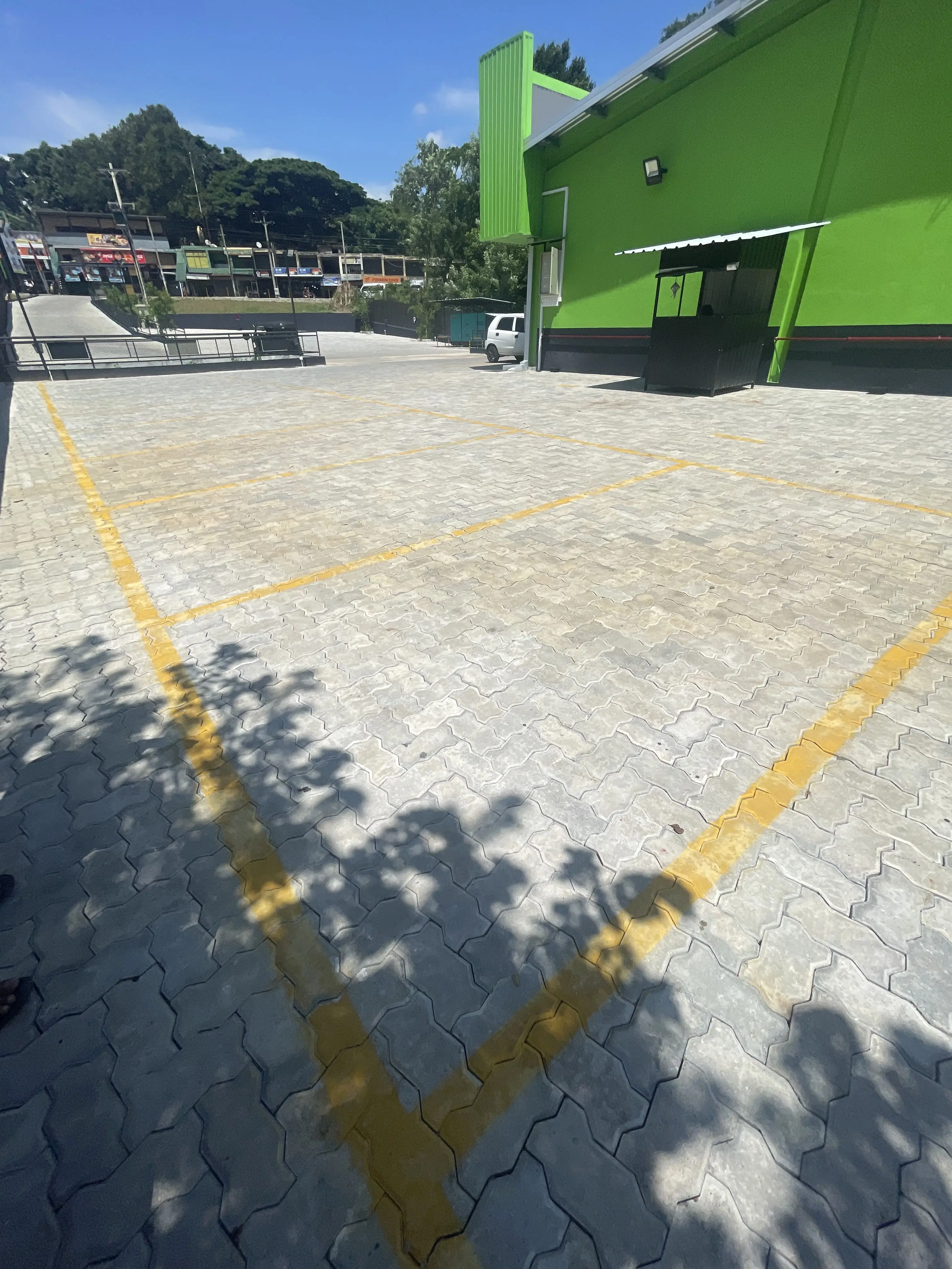 Senarath Paving | Keells Car Park Paving – Pallakele